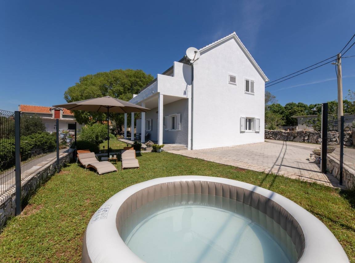 90 M² Maison De Vacances ∙ 2 Chambres ∙ 6 Personnes - Brela