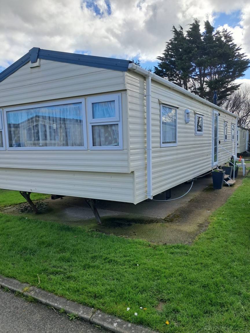 110 M² Chalet ∙ 3 Bedrooms ∙ 8 Guests - Rhyl Beach