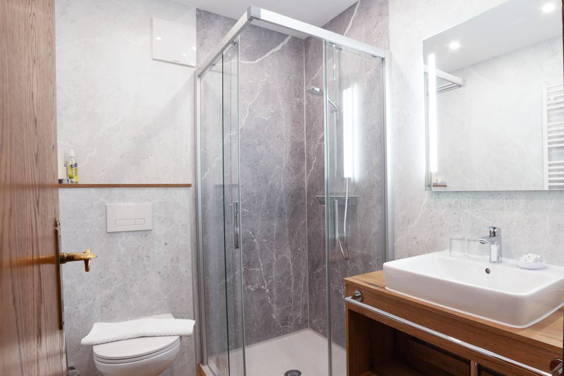 18 M² Hotel ∙ 1 Bedroom ∙ 3 Guests - Obertauern