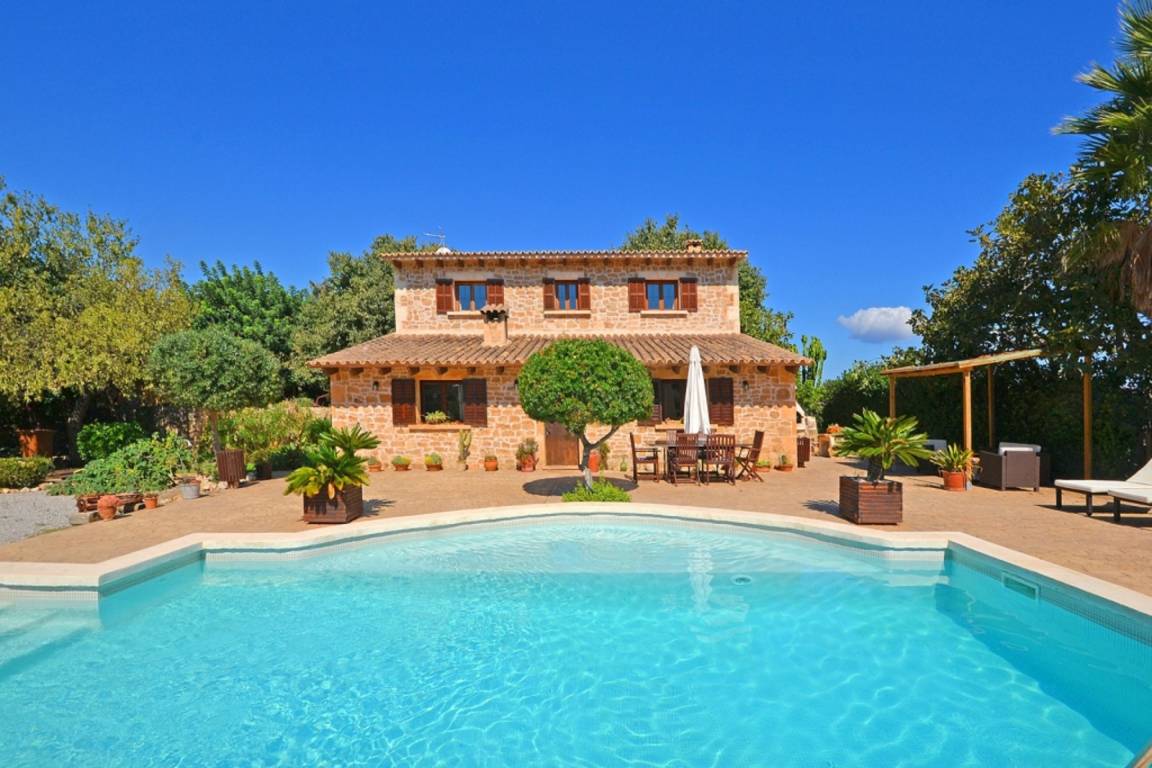 180 M² Villa ∙ 3 Bedrooms ∙ 6 Guests - Alcúdia