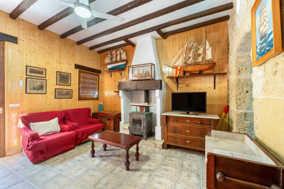 98 M² House ∙ 4 Bedrooms ∙ 8 Guests - Tabarca