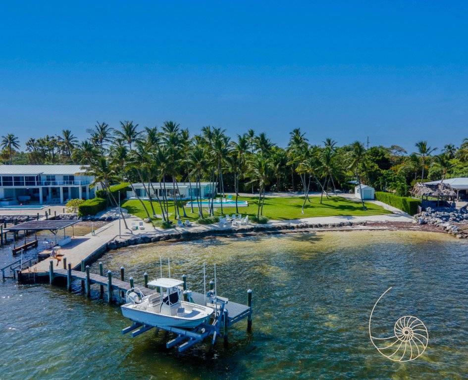 House ∙ 6 Bedrooms ∙ 14 Guests - Islamorada, FL