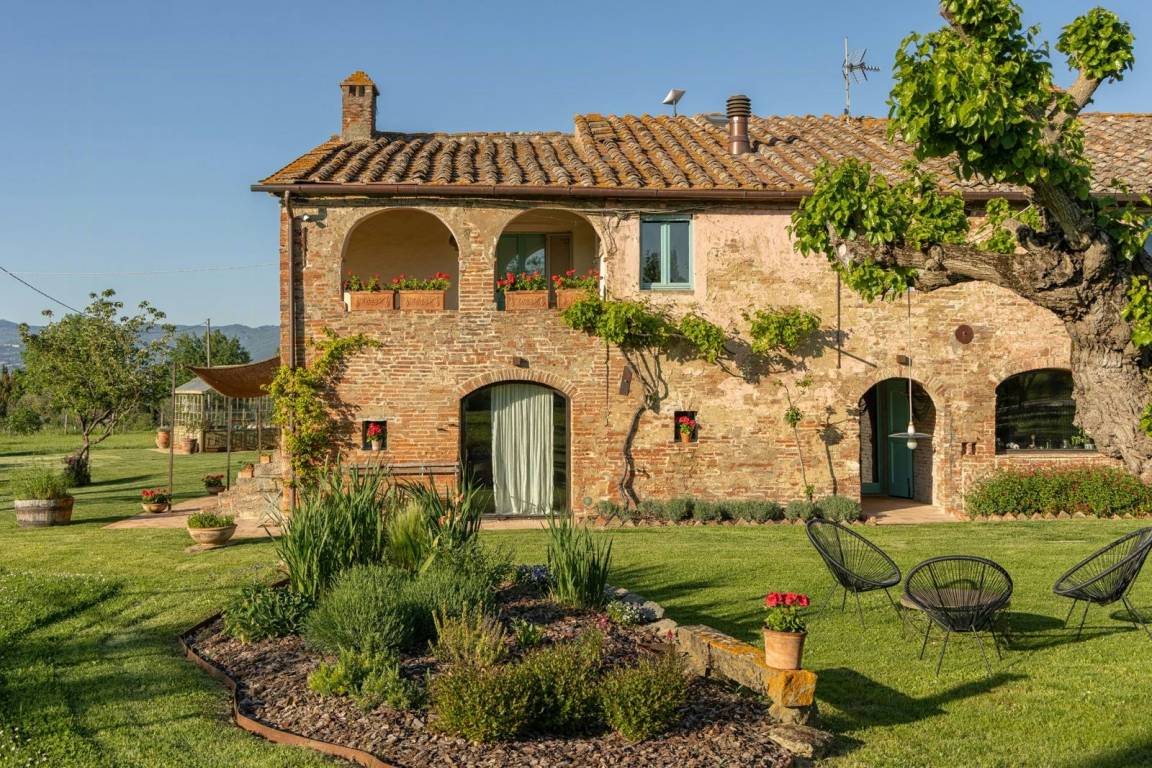230 M² Ferienhaus ∙ 4 Schlafzimmer ∙ 8 Gäste - Cortona