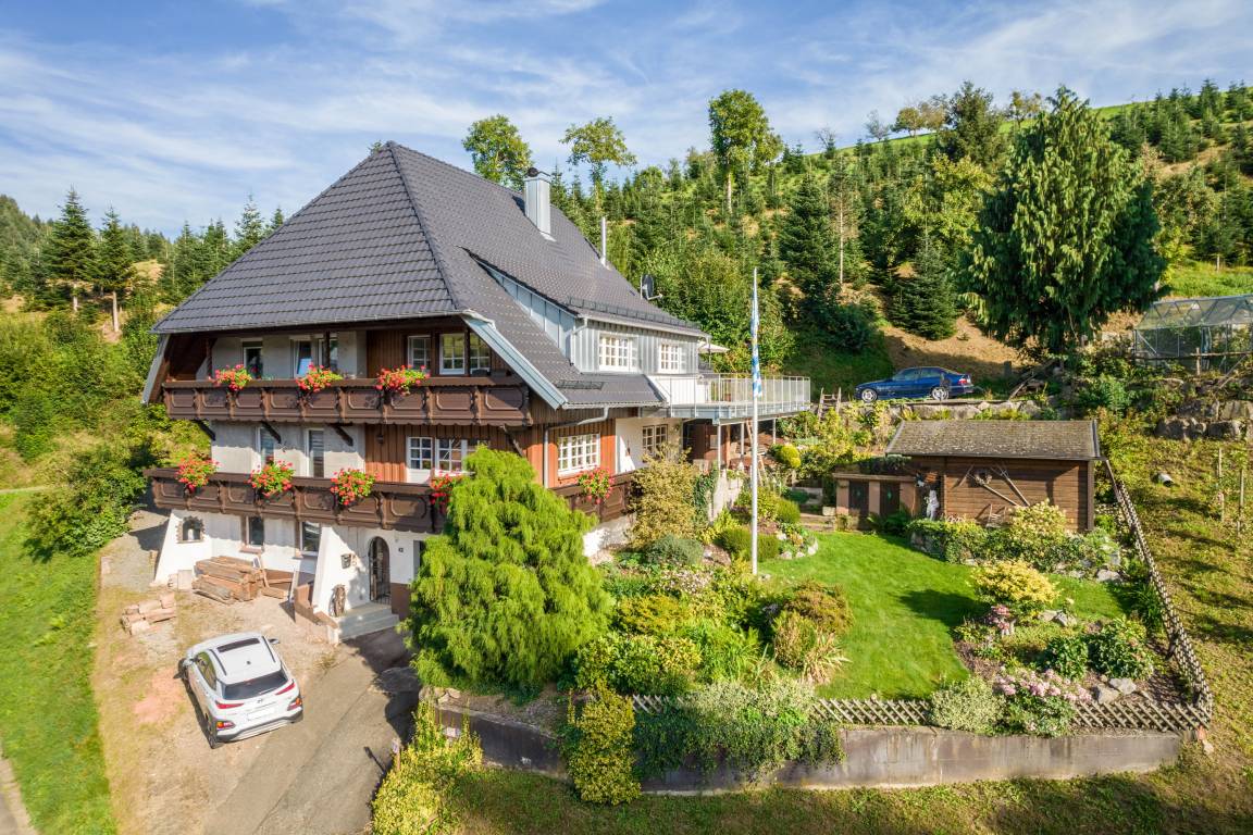 90 M² Appartement ∙ 2 Chambres ∙ 4 Personnes - Oberharmersbach