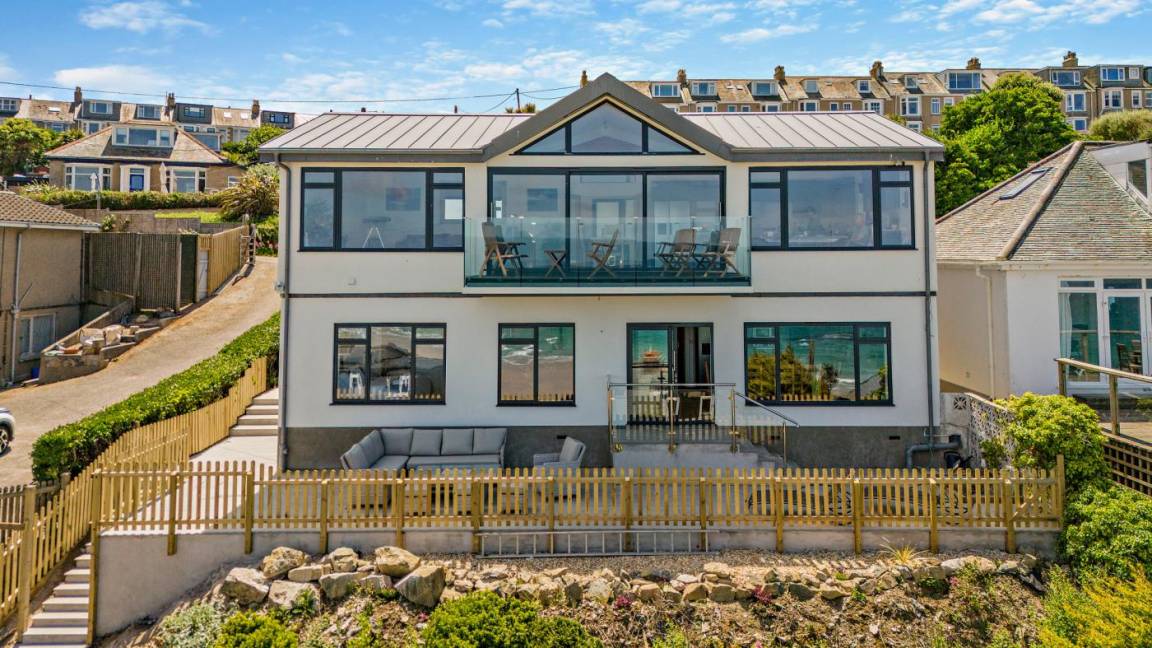 Apartment ∙ 4 Bedrooms ∙ 8 Guests - St Ives