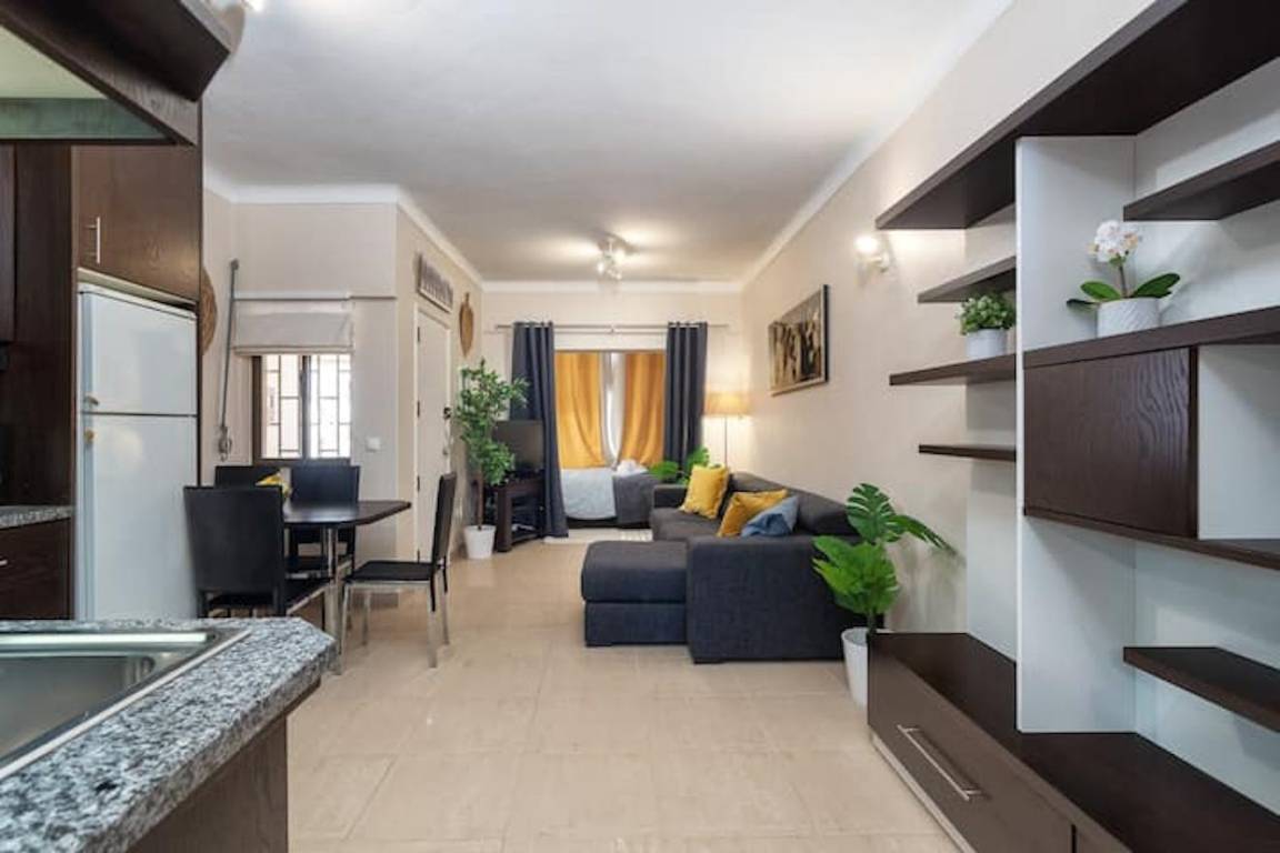 45 M² Apartment ∙ 2 Bedrooms ∙ 4 Guests - Barcarena
