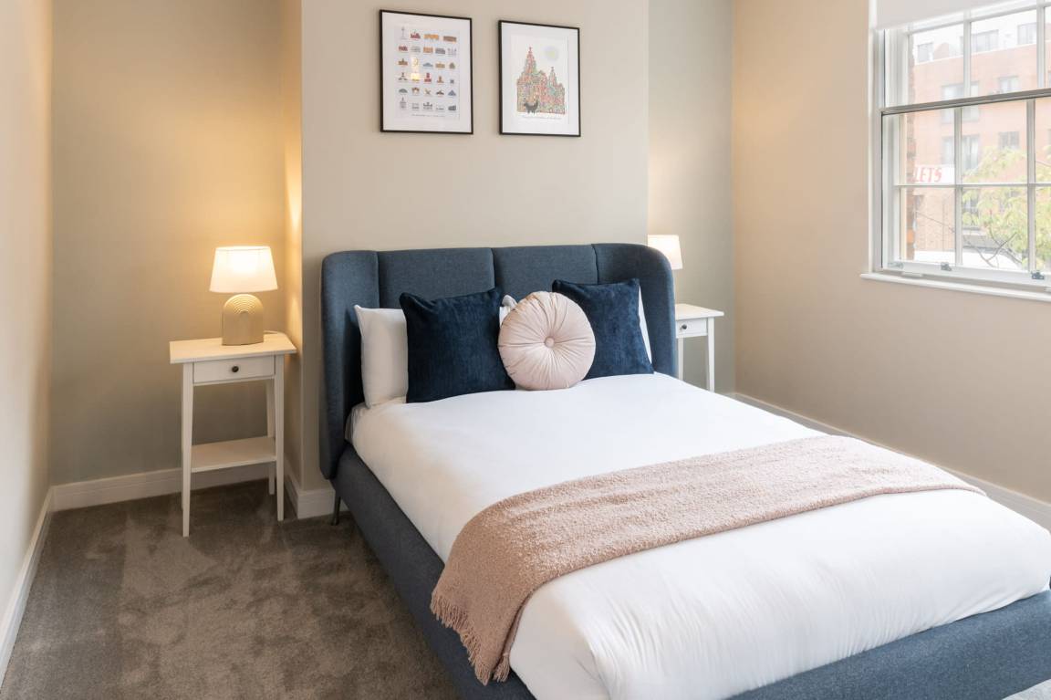 Apartment ∙ 1 Bedroom ∙ 4 Guests - Lime Street Station - Liverpool