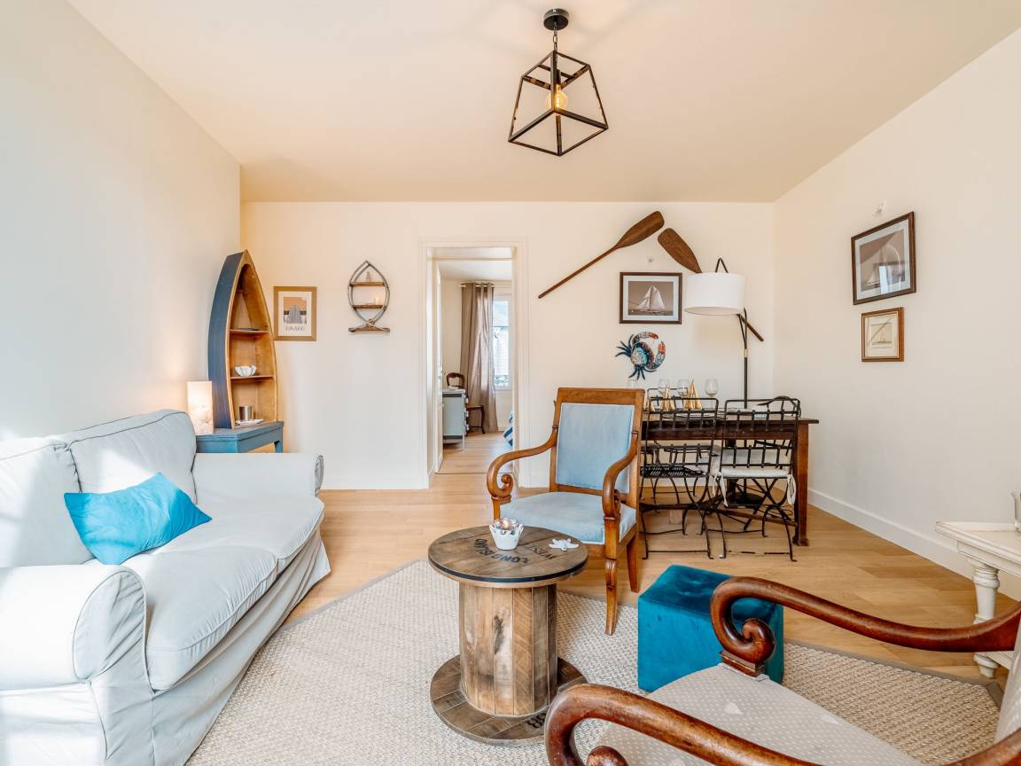85 M² Apartment ∙ 3 Bedrooms ∙ 6 Guests - Dinard