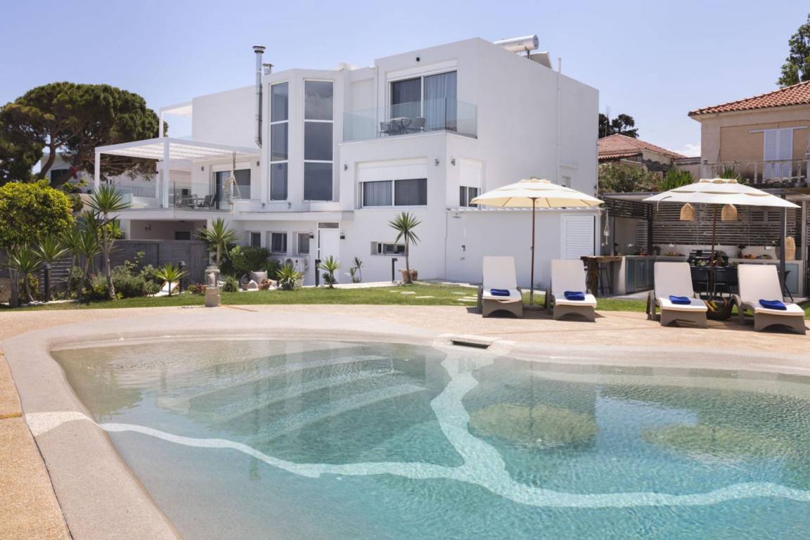 175 M² House ∙ 1 Bedroom ∙ 8 Guests - Zakynthos