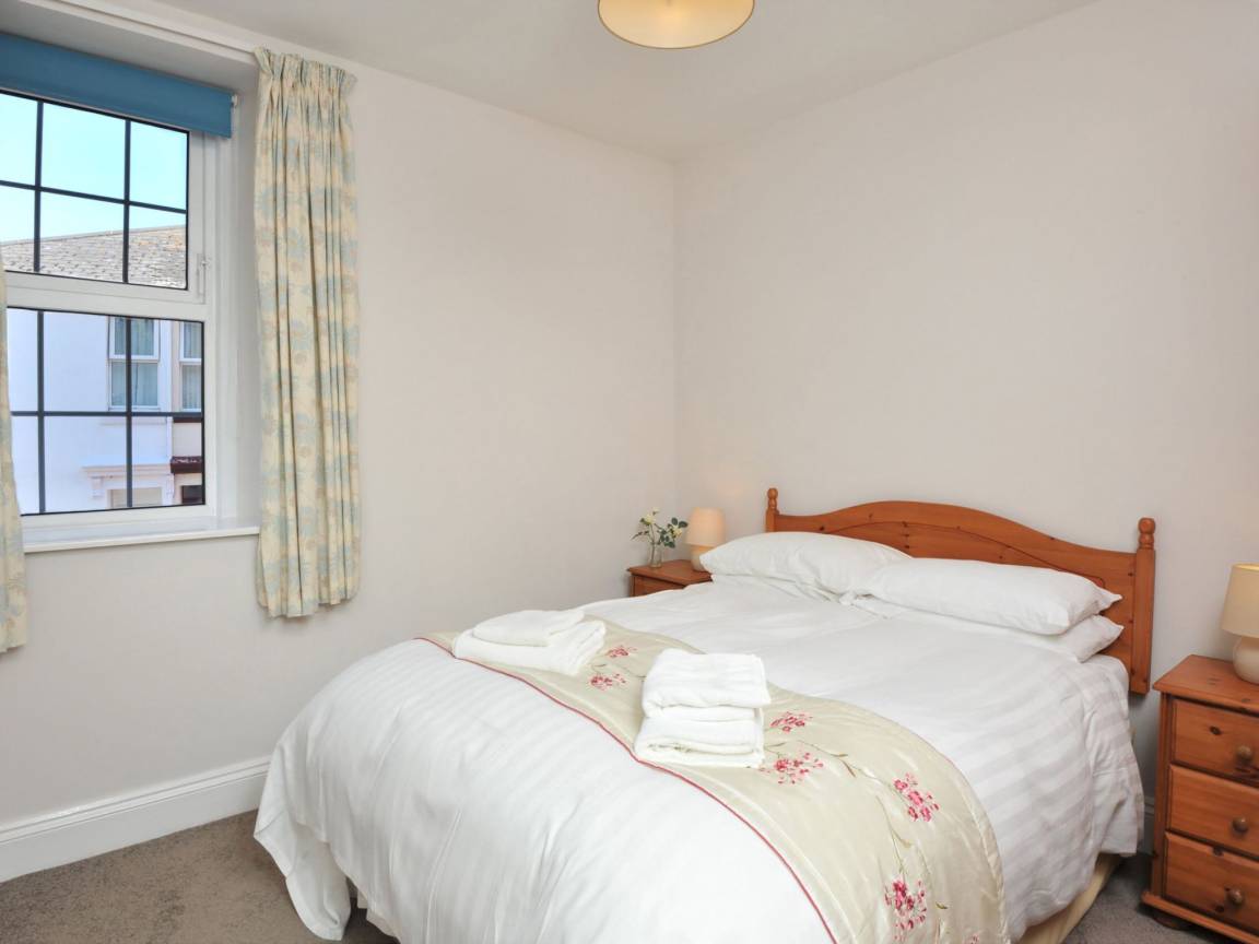 60 M² House ∙ 2 Bedrooms ∙ 6 Guests - Torquay, UK