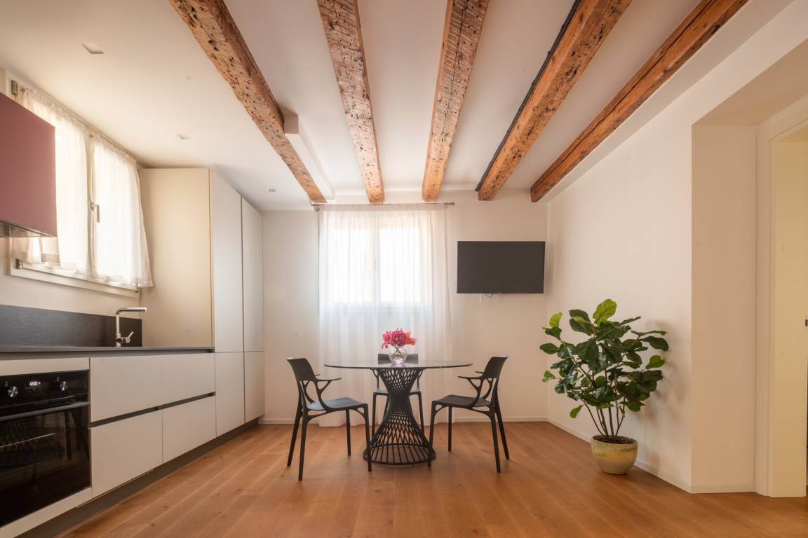 60 M² Apartamento ∙ 1 Habitación ∙ 4 Huéspedes - Venecia