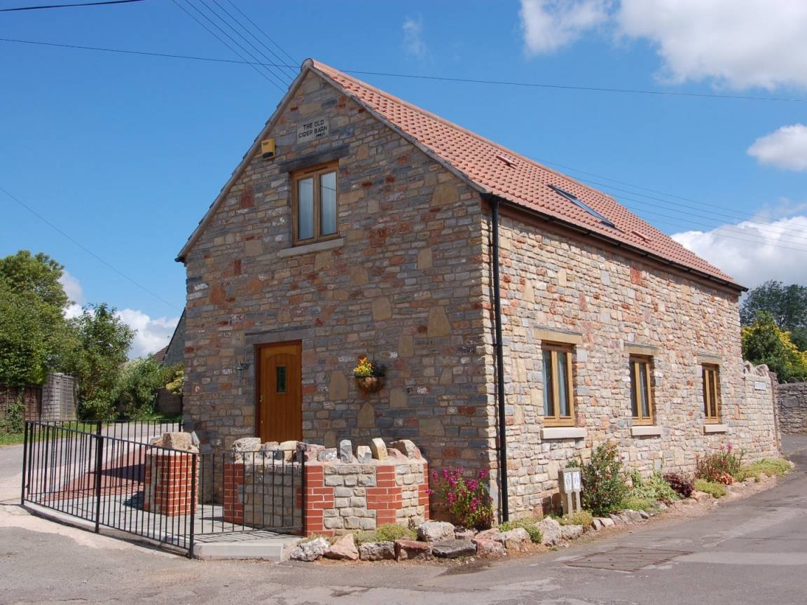 Cottage ∙ 2 Bedrooms ∙ 4 Guests - Glastonbury