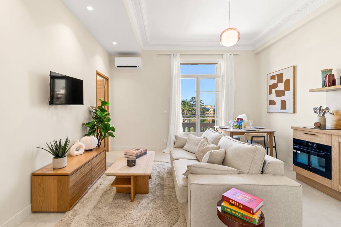 35 M² Appartement ∙ 1 Chambre ∙ 2 Personnes - Saint-Laurent-du-Var
