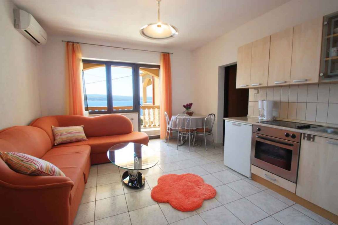 68 M² Apartment ∙ 2 Bedrooms ∙ 5 Guests - Crikvenica