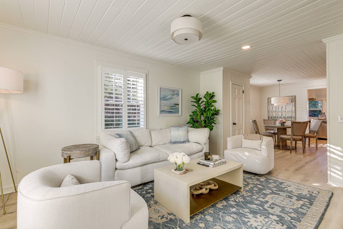 108 M² Cottage ∙ 2 Bedrooms ∙ 4 Guests - Roswell, GA