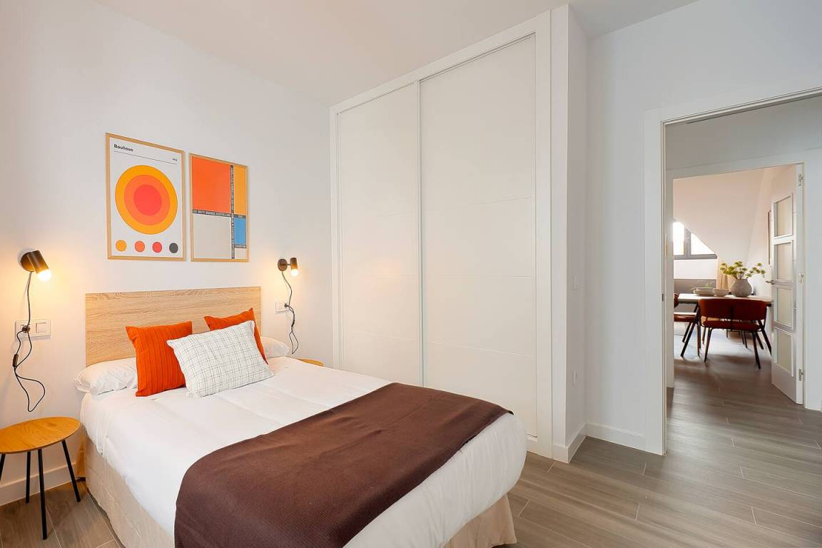 65 M² Apartment ∙ 2 Bedrooms ∙ 5 Guests - Oviedo