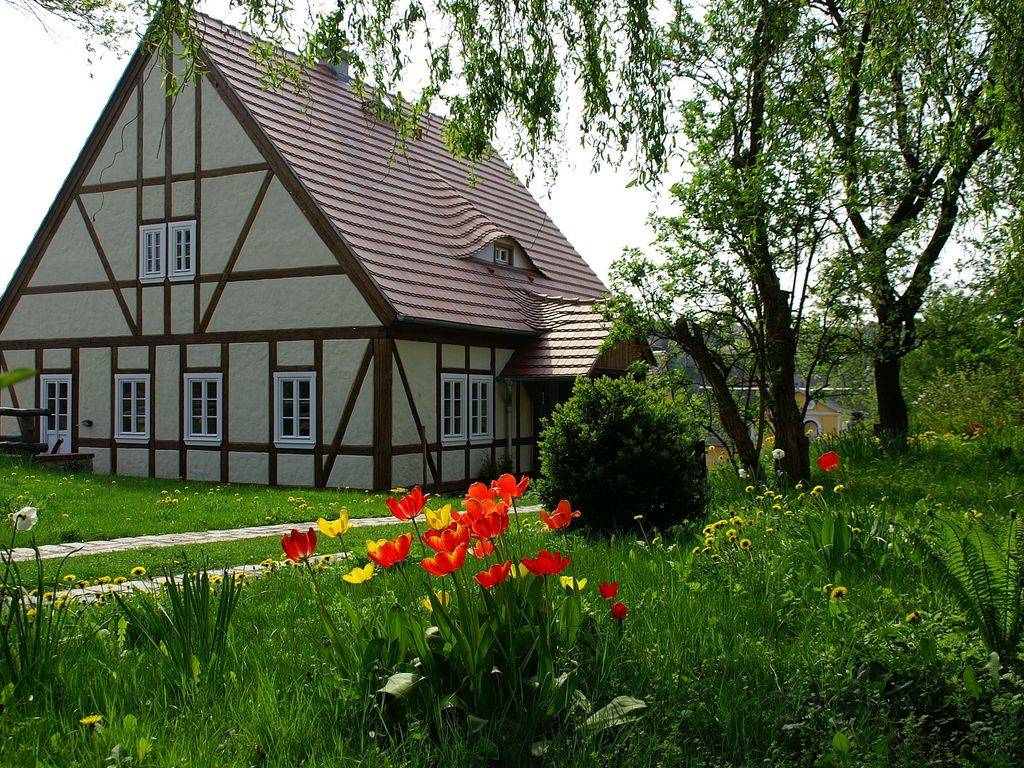 59 M² Ferienwohnung ∙ 1 Schlafzimmer ∙ 5 Gäste - Dresden