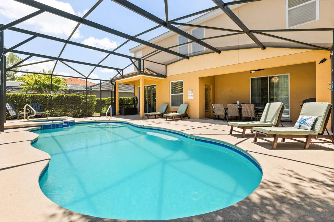 Apartment ∙ 6 Bedrooms ∙ 15 Guests - Davenport, FL