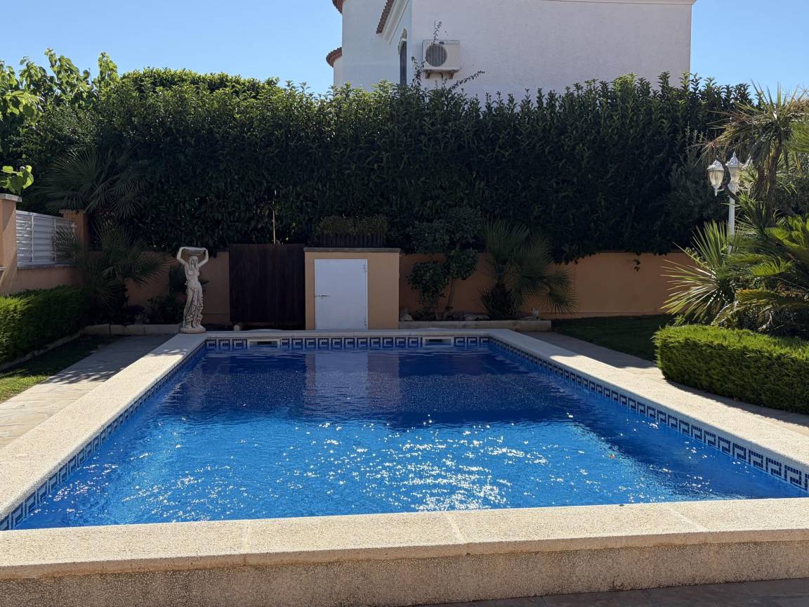 110 M² Villa ∙ 3 Chambres ∙ 6 Personnes - Miami Platja