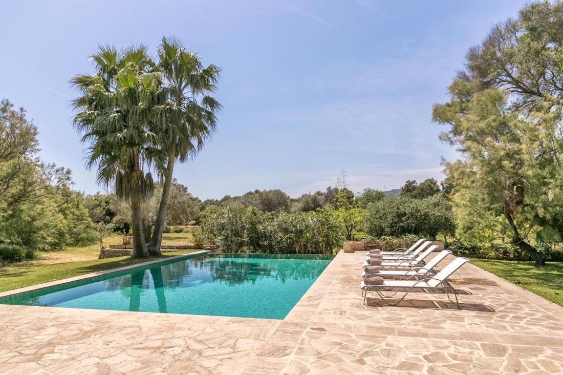 250 M² Ferienhaus ∙ 5 Schlafzimmer ∙ 10 Gäste - Cala Millor