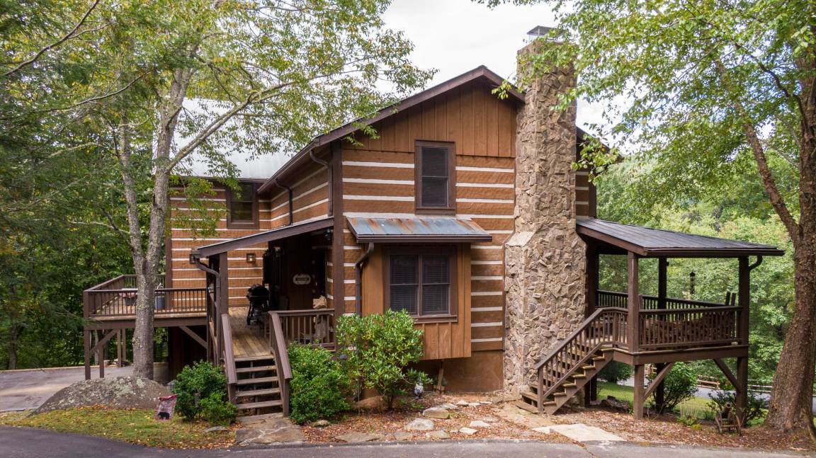 House ∙ 4 Bedrooms ∙ 12 Guests - Boone, NC