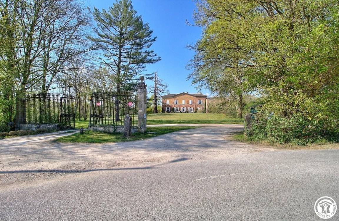 76 M² Gîte ∙ 2 Chambres ∙ 4 Personnes - Villefranche-sur-Saône