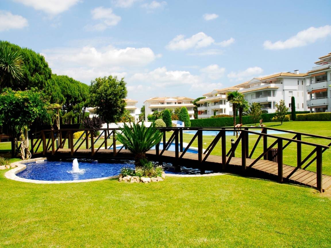 70 M² Apartment ∙ 2 Bedrooms ∙ 4 Guests - Pals