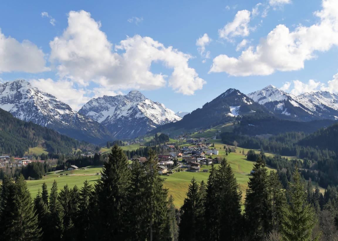 40 M² Ferienwohnung ∙ 1 Schlafzimmer ∙ 4 Gäste - Mittelberg
