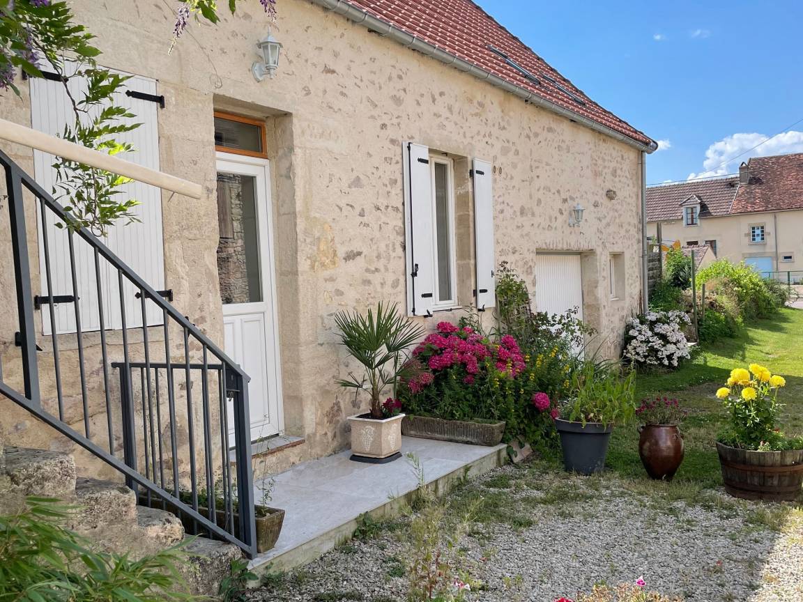 180 M² Cottage ∙ 3 Chambres ∙ 7 Personnes - Avallon