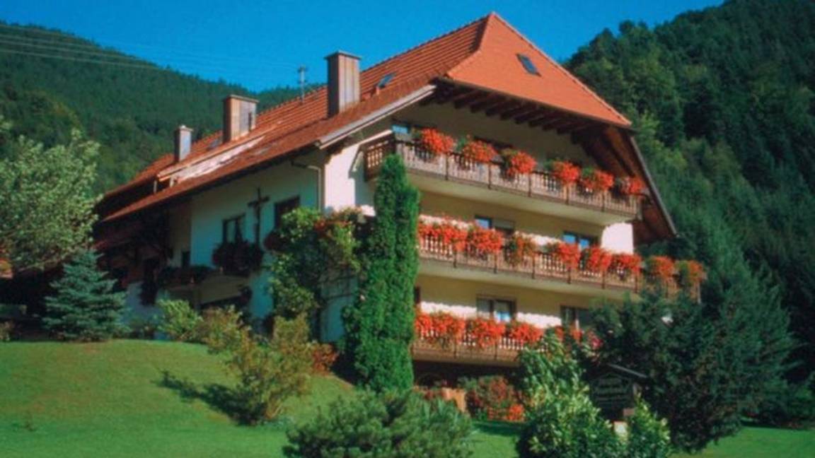 58 M² Ferienwohnung ∙ 2 Schlafzimmer ∙ 2 Gäste - Schwarzwald