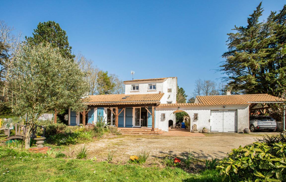 110 M² Maison De Vacances ∙ 3 Chambres ∙ 6 Personnes - Challans