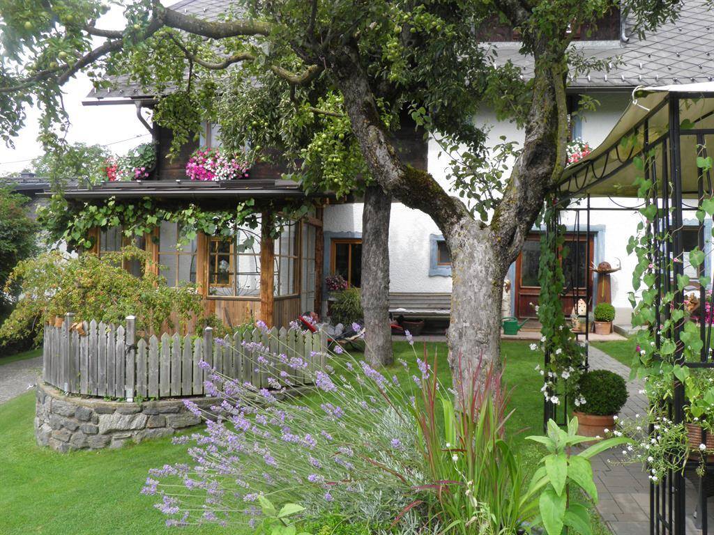 45 M² Ferienwohnung ∙ 2 Schlafzimmer ∙ 4 Gäste - Millstatt