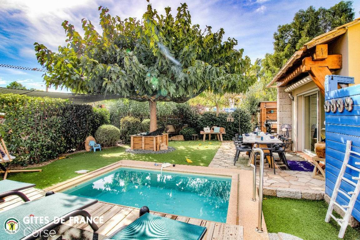 139 M² Gîte ∙ 4 Bedrooms ∙ 8 Guests - Porto-Vecchio