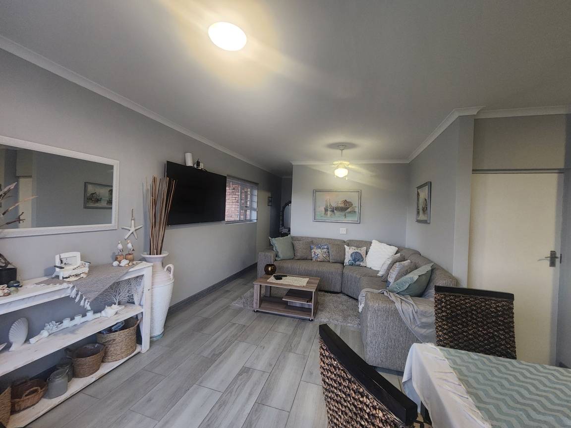 95 M² Apartment ∙ 3 Bedrooms ∙ 7 Guests - Kenton-on-Sea