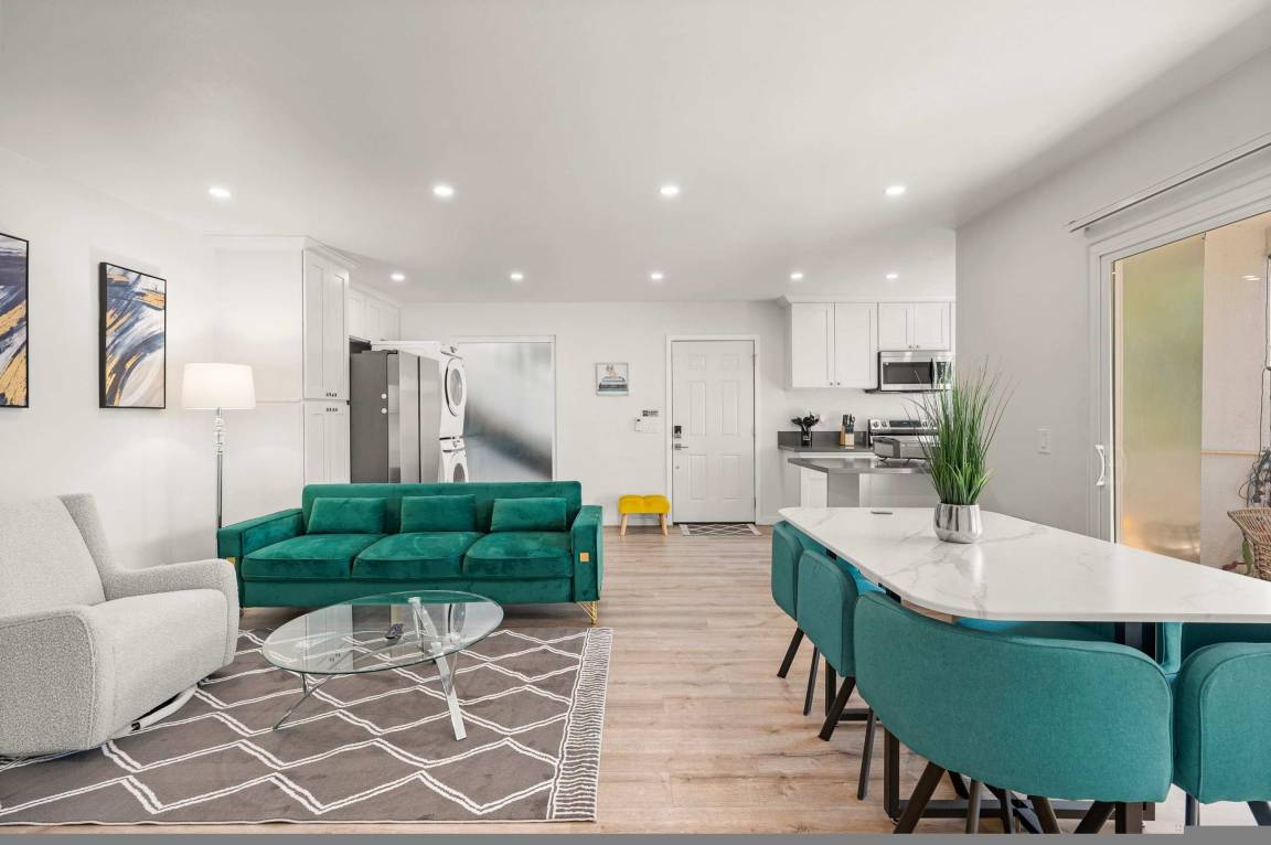 Apartment ∙ 2 Bedrooms ∙ 6 Guests - Pasadena, CA