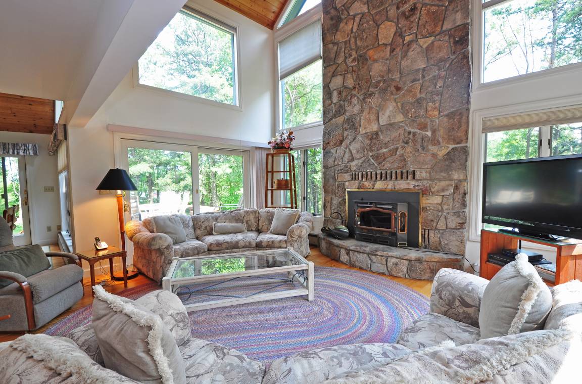 282 M² House ∙ 4 Bedrooms ∙ 9 Guests - Deep Creek Lake, MD