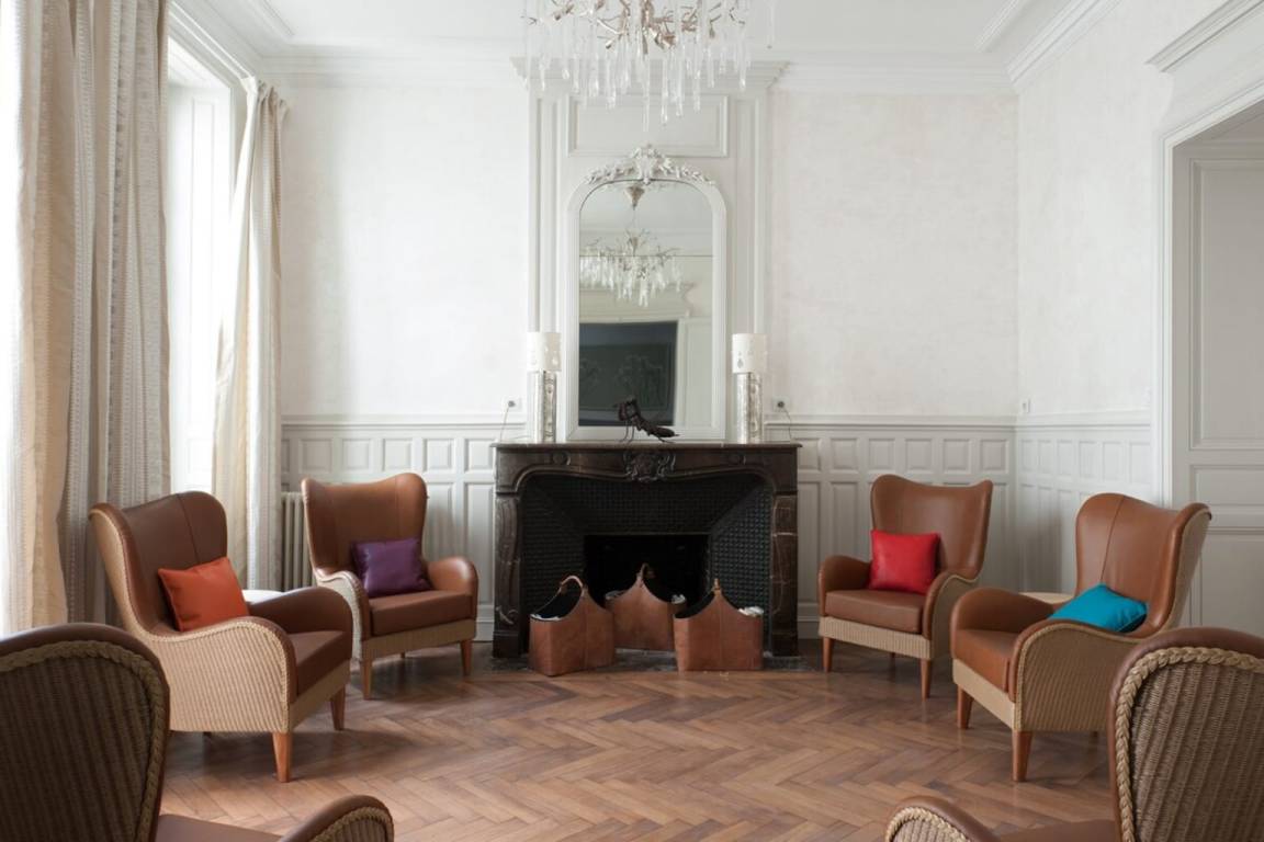 Casa ∙ 8 Habitaciones ∙ 20 Huéspedes - La Rochelle