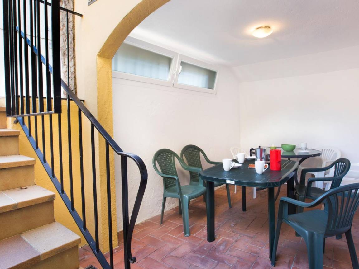 72 M² Apartment ∙ 3 Bedrooms ∙ 7 Guests - Palafrugell