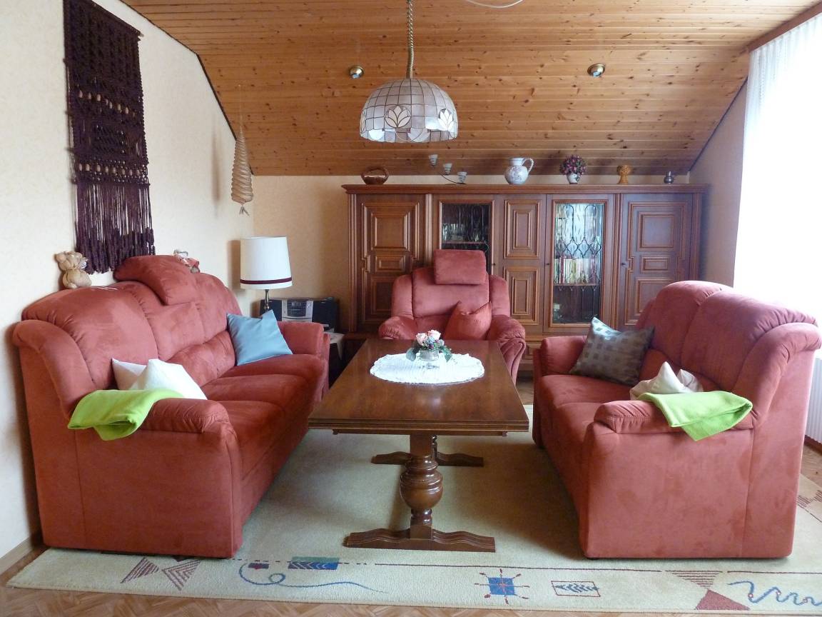 70 M² Ferienwohnung ∙ 1 Schlafzimmer ∙ 2 Gäste - Bad Mergentheim