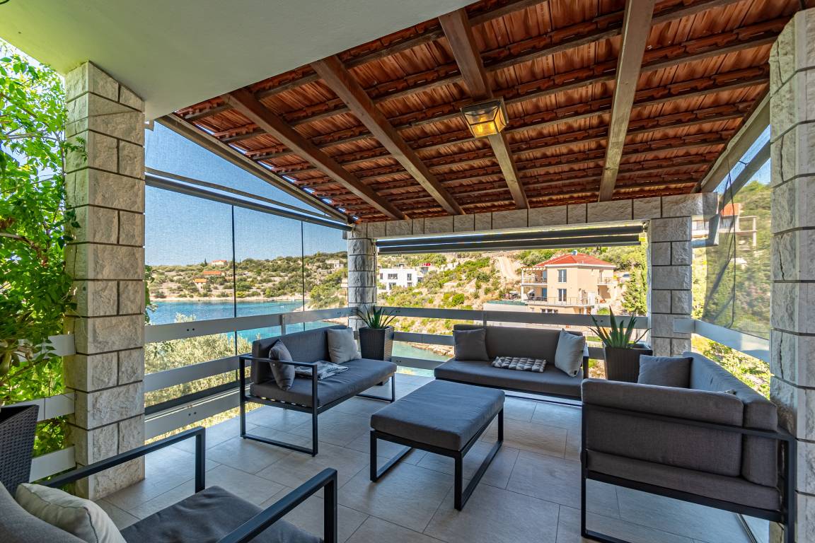 102 M² Ferienhaus ∙ 5 Schlafzimmer ∙ 10 Gäste - Vela Luka