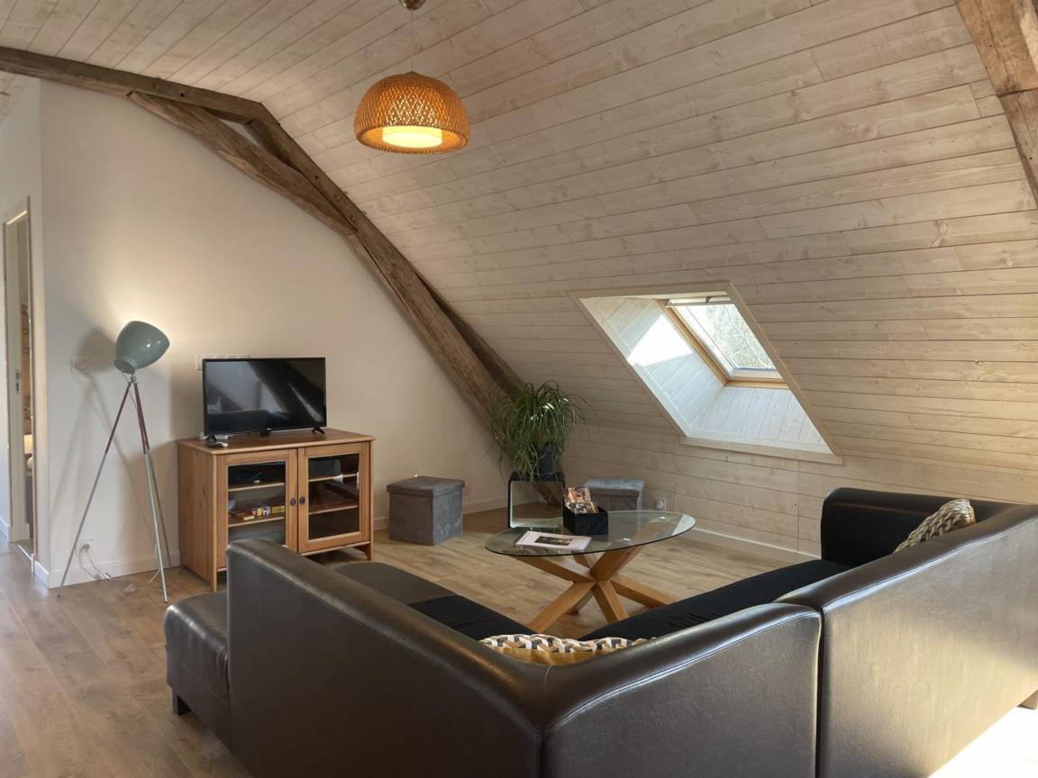 96 M² Cottage ∙ 3 Bedrooms ∙ 6 Guests - Auvergne