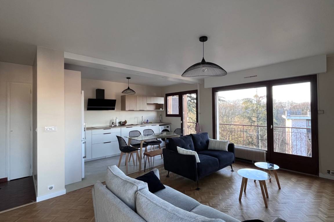 74 M² Apartment ∙ 3 Bedrooms ∙ 6 Guests - Annecy