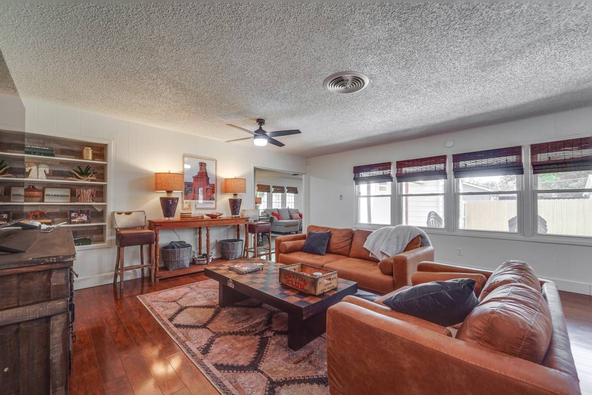 200 M² House ∙ 3 Bedrooms ∙ 8 Guests - Lubbock, TX