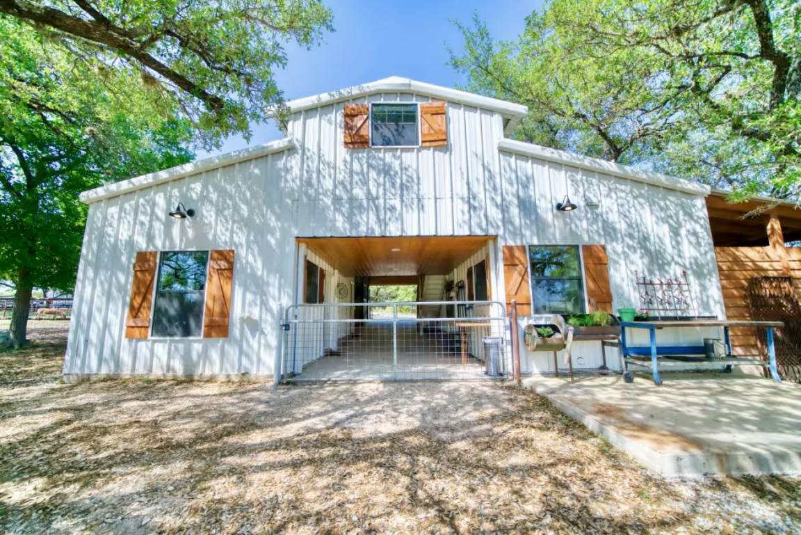 112 M² House ∙ 4 Bedrooms ∙ 10 Guests - Dripping Springs, TX