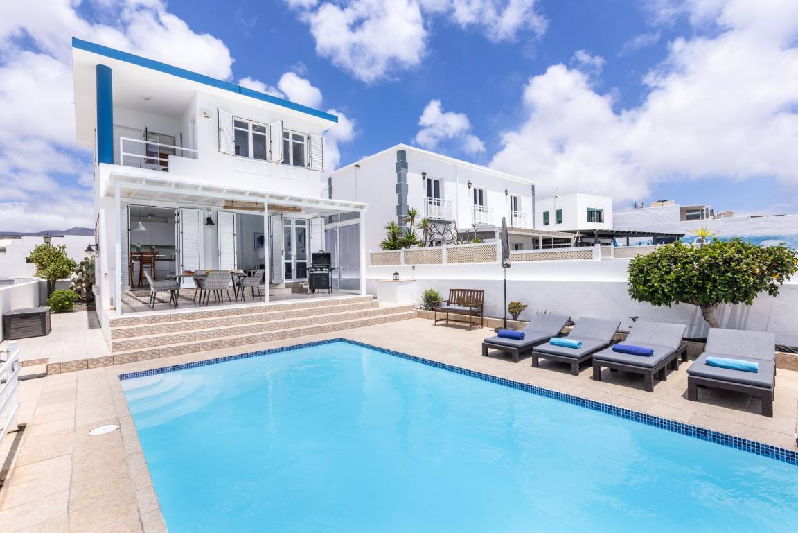 120 M² Chalet ∙ 3 Habitaciones ∙ 6 Huéspedes - La Graciosa