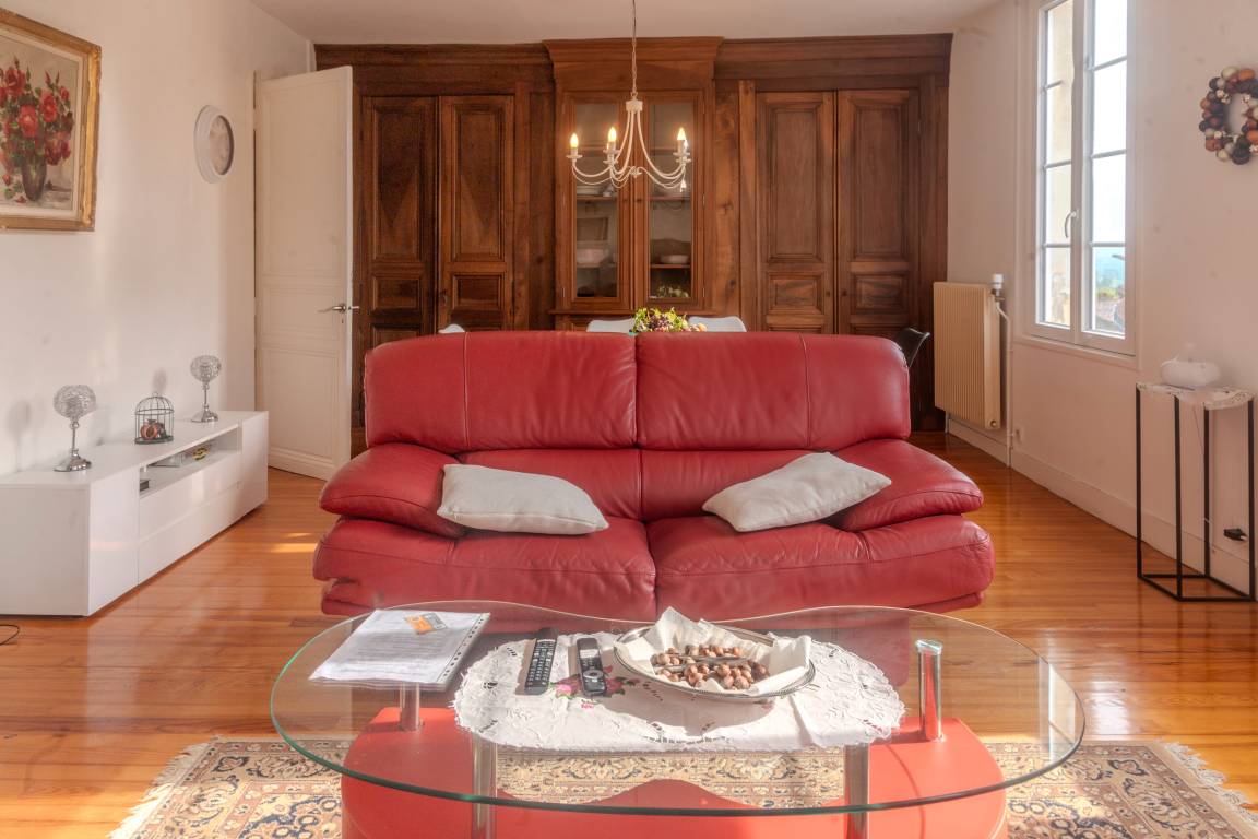 140 M² Maison De Vacances ∙ 3 Chambres ∙ 6 Personnes - Jonzac