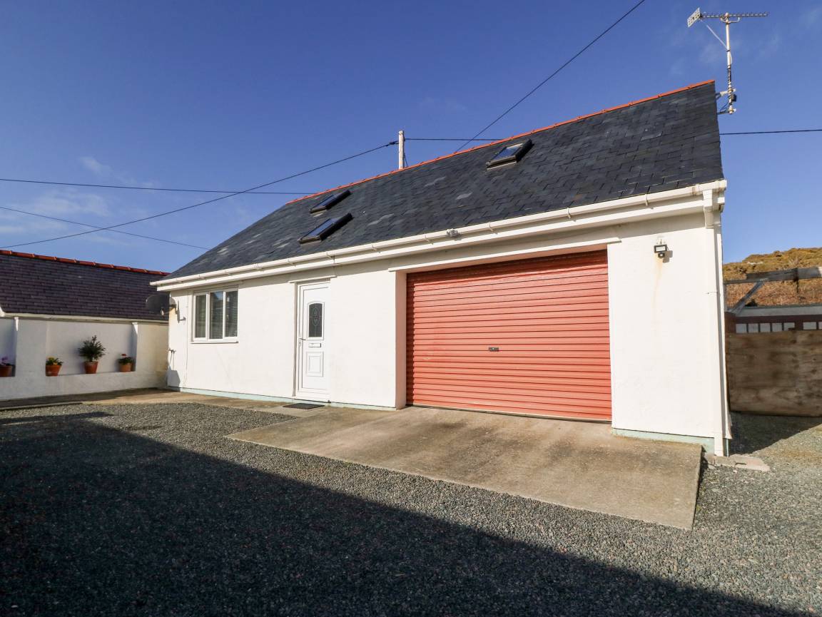 Cottage ∙ 2 Bedrooms ∙ 4 Guests - Trearddur Bay