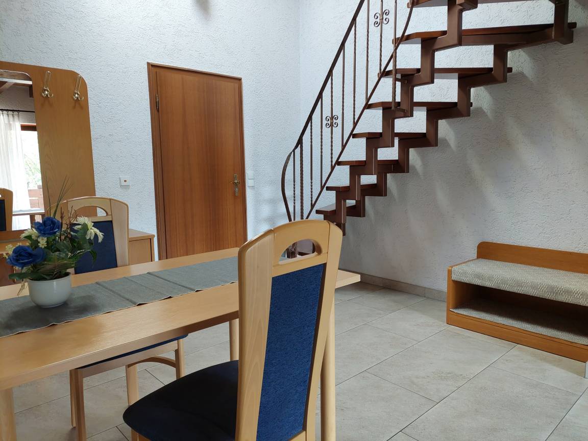 45 M² Ferienwohnung ∙ 1 Schlafzimmer ∙ 2 Gäste - Bad Herrenalb