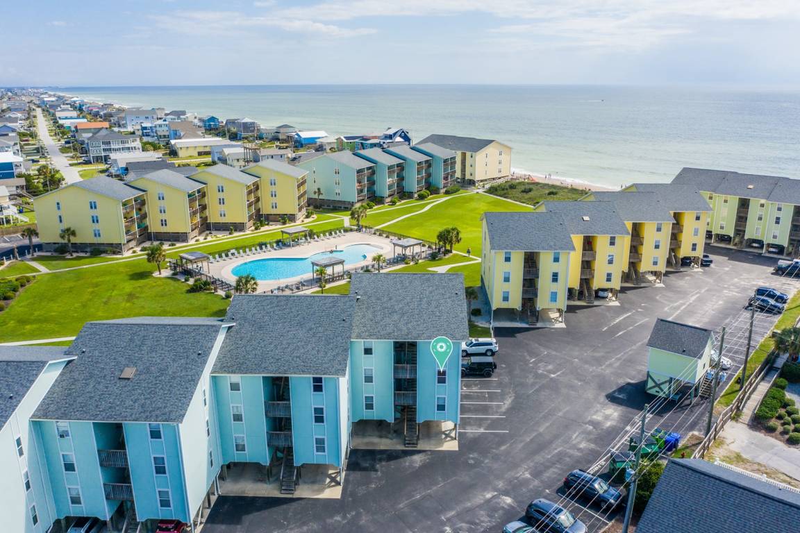 Condo ∙ 1 Bedroom ∙ 4 Guests - Topsail Island, NC