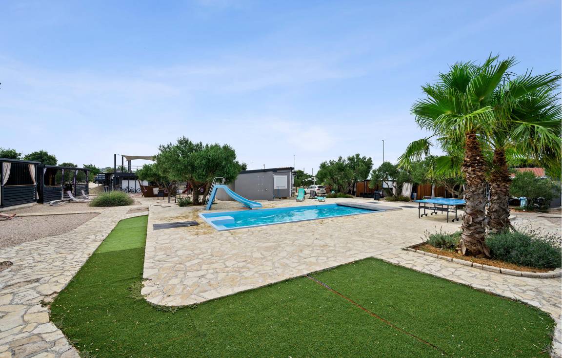30 M² Ferienhaus ∙ 2 Schlafzimmer ∙ 4 Gäste - Pirovac